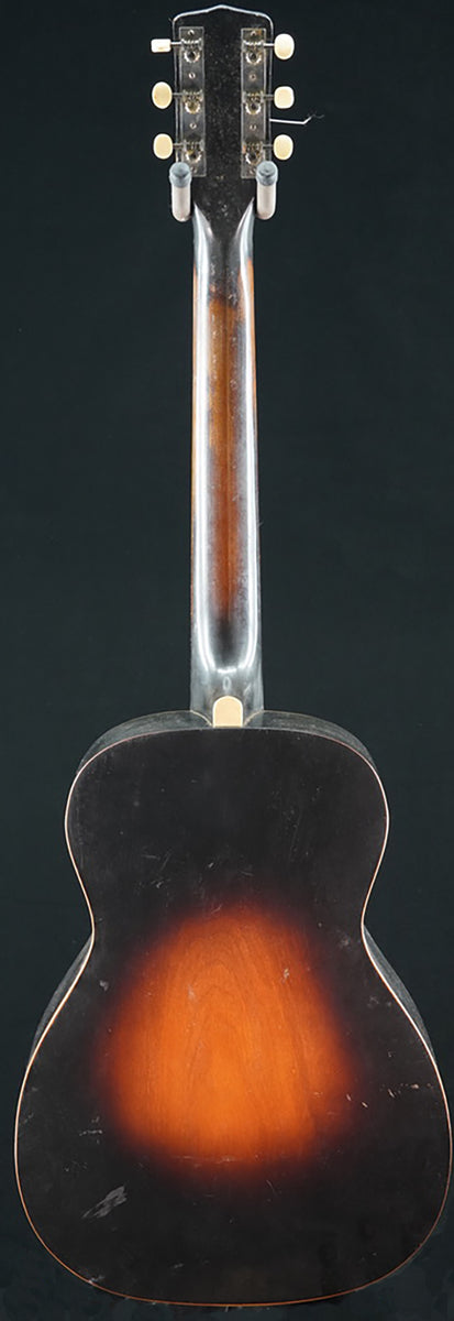 Unrestored 1930s Vagabond 062 – StayGoldGuitars